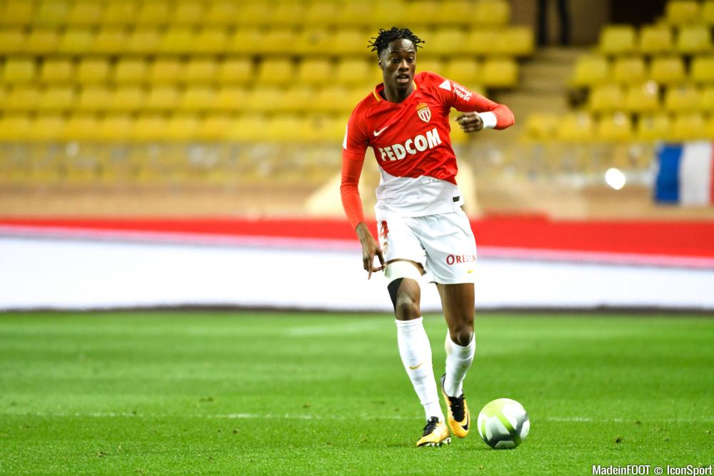 Terence Kongolo (ASM) : Statistiques / salaire / âge et origine
